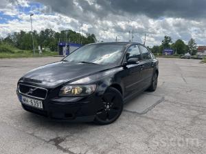 Melns Volvo S40 2006 Jelgava, ar dzinēja tilpumu 1.60 L un nobraukumu 302 tūkst. km par 1680 €, foto 3 vietnē AUTOMOTO.COM.LV