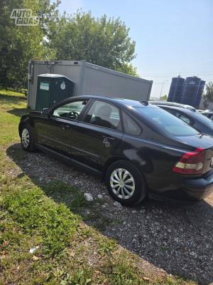 Melns Volvo S40 2006 Kauņa, ar dzinēja tilpumu 1.60 L un nobraukumu 243 tūkst. km par 2300 €, foto 9 vietnē AUTOMOTO.COM.LV