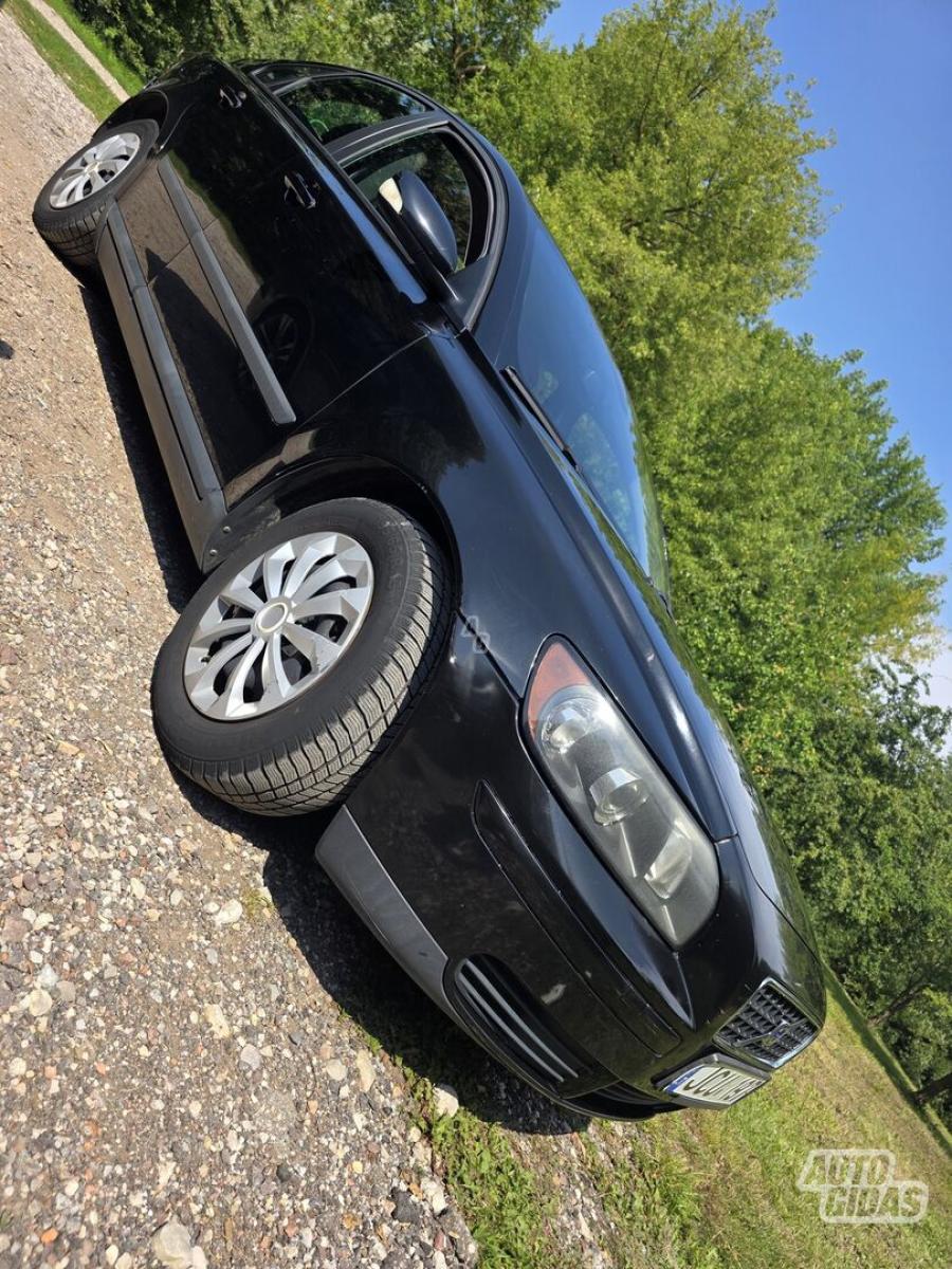 Melns Volvo S40 2006 Kauņa, ar dzinēja tilpumu 1.60 L un nobraukumu 243 tūkst. km par 2300 €, foto 11 vietnē AUTOMOTO.COM.LV