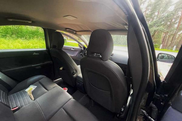 Melns Volvo S40 2006 Kauņa, ar dzinēja tilpumu 1.56 L un nobraukumu 332 tūkst. km par 1700 €, foto 9 vietnē AUTOMOTO.COM.LV