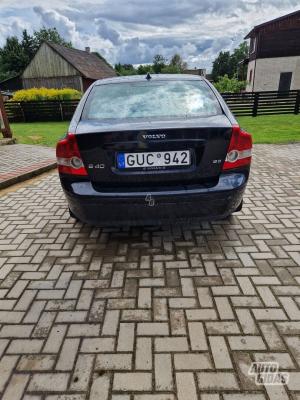 Melns Volvo S40 2006 Plungė, ar dzinēja tilpumu 1.60 L un nobraukumu 228 tūkst. km par 1000 €, foto 5 vietnē AUTOMOTO.COM.LV