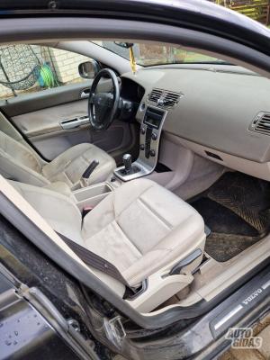 Melns Volvo S40 2006 Plungė, ar dzinēja tilpumu 1.60 L un nobraukumu 228 tūkst. km par 1000 €, foto 6 vietnē AUTOMOTO.COM.LV