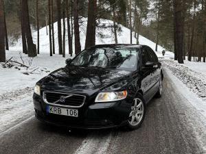 Black Volvo S40 2007 in Vilnius, with an engine capacity of 2.00 L and mileage of 394 thousand km for 2300 €, photo  on AUTOMOTO.COM.LV