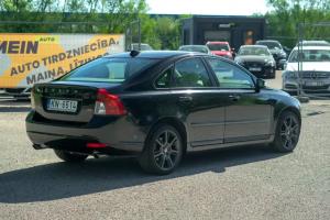 Black Volvo S40 2007 in Liepaja, with an engine capacity of 2.40 L and mileage of 346 thousand km for 3950 €, photo 5 on AUTOMOTO.COM.LV