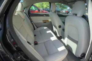 Black Volvo S40 2007 in Liepaja, with an engine capacity of 2.40 L and mileage of 346 thousand km for 3950 €, photo 12 on AUTOMOTO.COM.LV