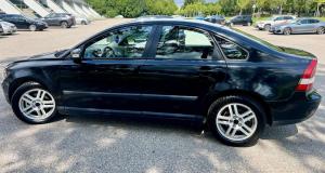 Melns Volvo S40 2007 Viļņa, ar dzinēja tilpumu 1.78 L un nobraukumu 220 tūkst. km par 1190 €, foto 5 vietnē AUTOMOTO.COM.LV