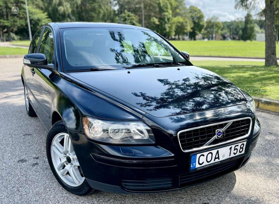 Melns Volvo S40 2007 Viļņa, ar dzinēja tilpumu 1.78 L un nobraukumu 220 tūkst. km par 1190 €, foto 13 vietnē AUTOMOTO.COM.LV