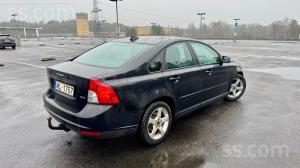 Black Volvo S40 2008 in Riga, with an engine capacity of 2.00 L and mileage of 225 thousand km for 3280 €, photo 6 on AUTOMOTO.COM.LV