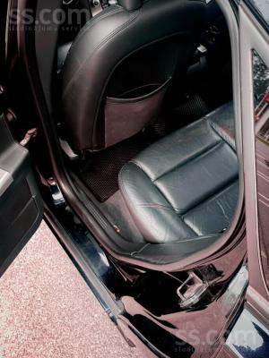 Black Volvo S40 2008 in Riga, with an engine capacity of 2.00 L and mileage of 249 thousand km for 3500 €, photo 9 on AUTOMOTO.COM.LV