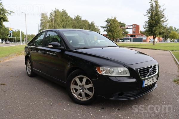 Black Volvo S40 2008 in Riga, with an engine capacity of 2.00 L and mileage of 0 thousand km for 2990 €, photo 1 on AUTOMOTO.COM.LV