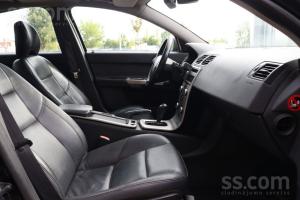 Black Volvo S40 2008 in Riga, with an engine capacity of 2.00 L and mileage of 0 thousand km for 2990 €, photo 10 on AUTOMOTO.COM.LV