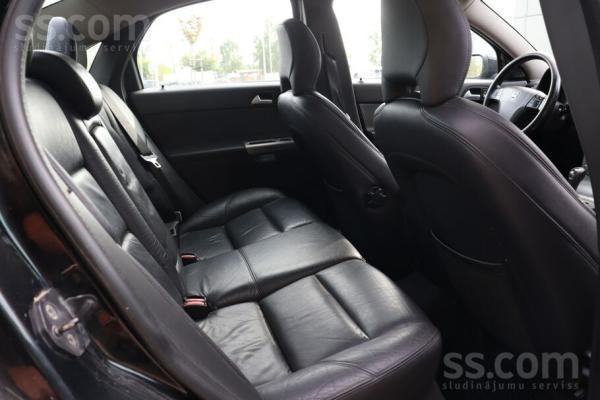 Black Volvo S40 2008 in Riga, with an engine capacity of 2.00 L and mileage of 0 thousand km for 2990 €, photo 11 on AUTOMOTO.COM.LV