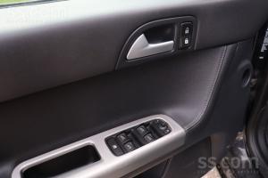 Black Volvo S40 2008 in Riga, with an engine capacity of 2.00 L and mileage of 0 thousand km for 2990 €, photo 13 on AUTOMOTO.COM.LV