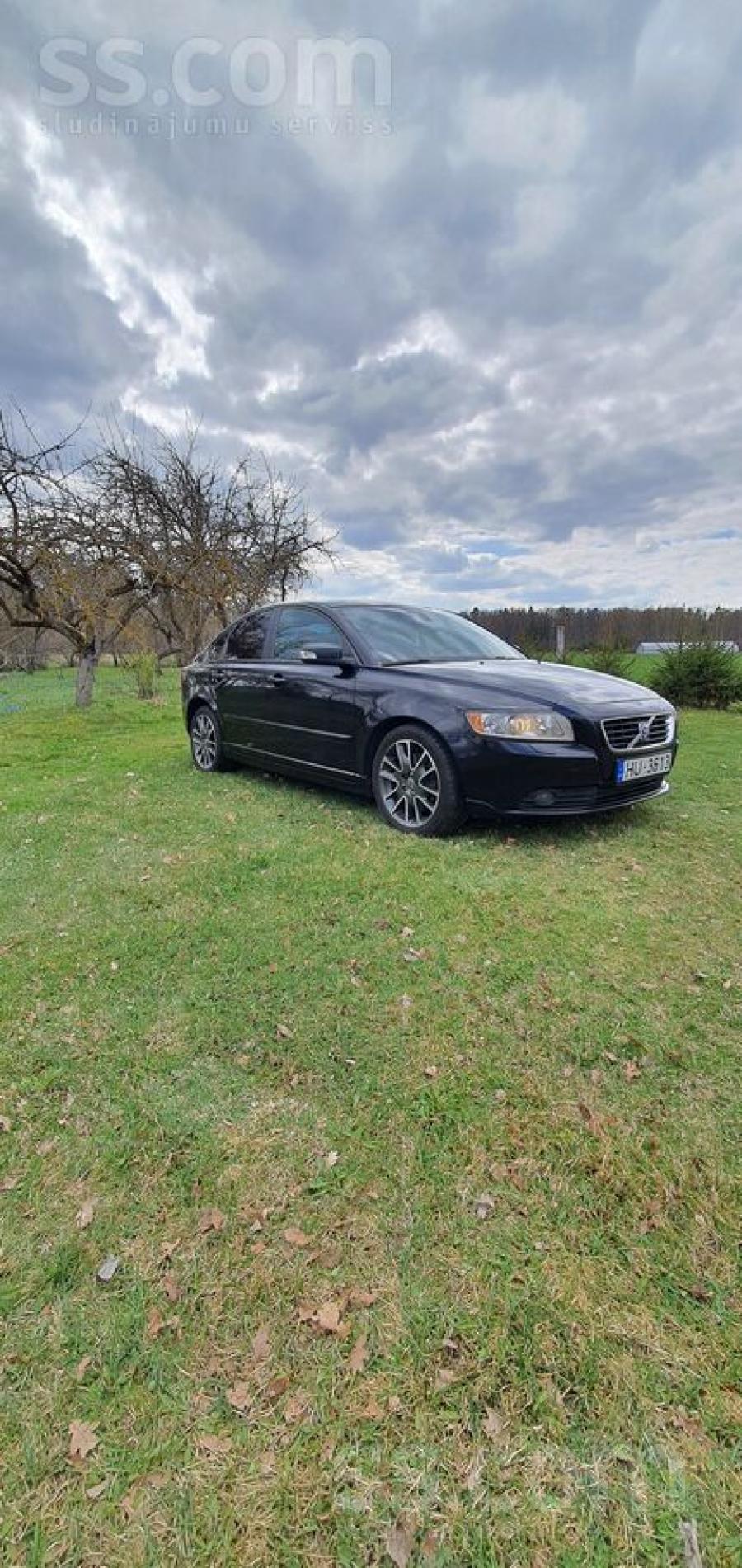 Melns Volvo S40 2008 Jelgava, ar dzinēja tilpumu 2.40 L un nobraukumu 358 tūkst. km par 3200 €, foto 3 vietnē AUTOMOTO.COM.LV