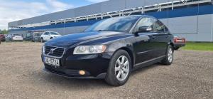 Black Volvo S40 2008 in Daugavpils, with an engine capacity of 1.60 L and mileage of 284 thousand km for 3500 €, photo  on AUTOMOTO.COM.LV