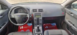 Black Volvo S40 2008 in Daugavpils, with an engine capacity of 1.60 L and mileage of 284 thousand km for 3500 €, photo 10 on AUTOMOTO.COM.LV