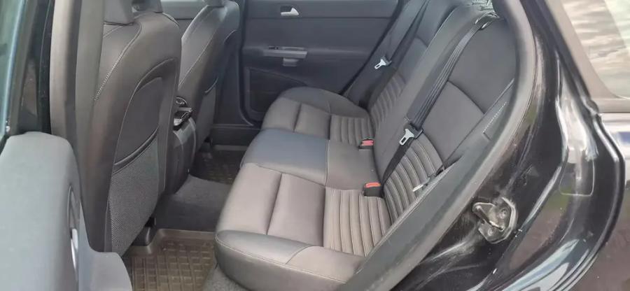 Black Volvo S40 2008 in Daugavpils, with an engine capacity of 1.60 L and mileage of 284 thousand km for 3500 €, photo 19 on AUTOMOTO.COM.LV