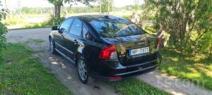 Black Volvo S40 2008 in Aizkraukle, with an engine capacity of 2.00 L and mileage of 382 thousand km for 1450 €, photo 3 on AUTOMOTO.COM.LV