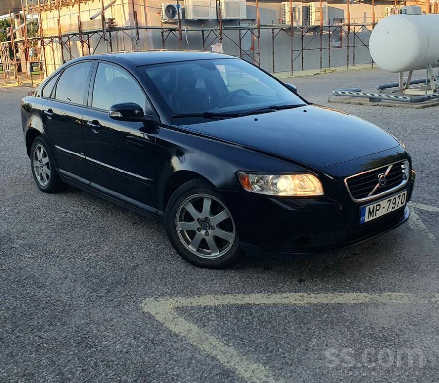 Melns Volvo S40 2008 Jelgava, ar dzinēja tilpumu 2.00 L un nobraukumu 382 tūkst. km par 1550 €, foto 1 vietnē AUTOMOTO.COM.LV