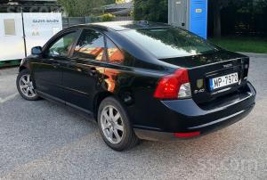 Melns Volvo S40 2008 Jelgava, ar dzinēja tilpumu 2.00 L un nobraukumu 382 tūkst. km par 1550 €, foto 5 vietnē AUTOMOTO.COM.LV