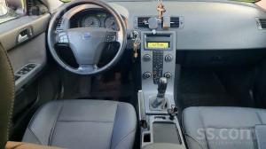 Melns Volvo S40 2008 Jelgava, ar dzinēja tilpumu 2.00 L un nobraukumu 382 tūkst. km par 1550 €, foto 9 vietnē AUTOMOTO.COM.LV
