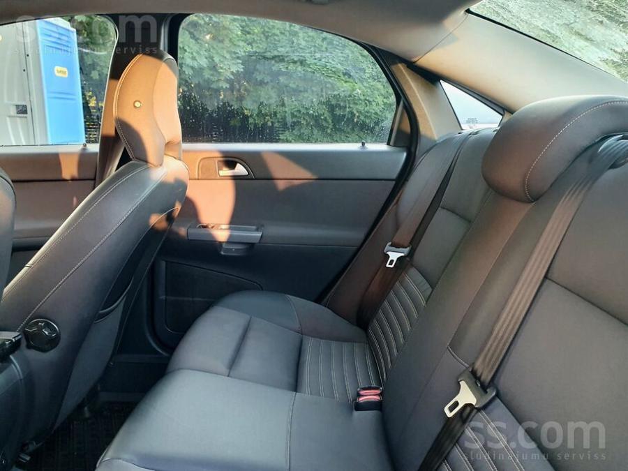 Melns Volvo S40 2008 Jelgava, ar dzinēja tilpumu 2.00 L un nobraukumu 382 tūkst. km par 1550 €, foto 14 vietnē AUTOMOTO.COM.LV