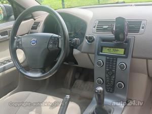 Black Volvo S40 2008 in Kilingi-Nomme, with an engine capacity of 1.60 L and mileage of 390 thousand km for 1999 €, photo 6 on AUTOMOTO.COM.LV