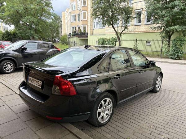 Черный Вольво С40 2008 в Вильнюс, объемом двигателя 2.00 л и пробегом 390 тыс. км за 1400 €, фото 5 на AUTOMOTO.COM.LV