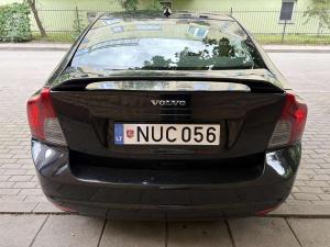 Melns Volvo S40 2008 Viļņa, ar dzinēja tilpumu 2.00 L un nobraukumu 390 tūkst. km par 1400 €, foto 7 vietnē AUTOMOTO.COM.LV