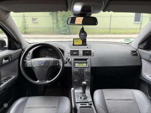 Melns Volvo S40 2008 Viļņa, ar dzinēja tilpumu 2.00 L un nobraukumu 390 tūkst. km par 1400 €, foto 16 vietnē AUTOMOTO.COM.LV