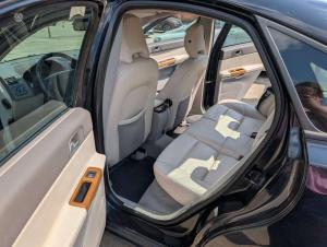 Melns Volvo S40 2008 Viļņa, ar dzinēja tilpumu 2.00 L un nobraukumu 283 tūkst. km par 1900 €, foto 9 vietnē AUTOMOTO.COM.LV