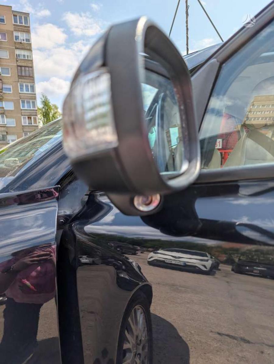 Melns Volvo S40 2008 Viļņa, ar dzinēja tilpumu 2.00 L un nobraukumu 283 tūkst. km par 1900 €, foto 13 vietnē AUTOMOTO.COM.LV