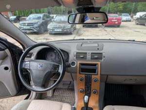 Melns Volvo S40 2008 Viļņa, ar dzinēja tilpumu 2.00 L un nobraukumu 283 tūkst. km par 1900 €, foto 15 vietnē AUTOMOTO.COM.LV