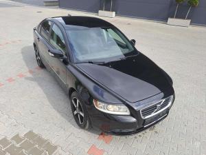 Black Volvo S40 2008 in Siauliai, with an engine capacity of 1.56 L and mileage of 235 thousand km for 3300 €, photo 3 on AUTOMOTO.COM.LV