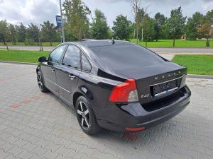 Black Volvo S40 2008 in Siauliai, with an engine capacity of 1.56 L and mileage of 235 thousand km for 3300 €, photo 6 on AUTOMOTO.COM.LV