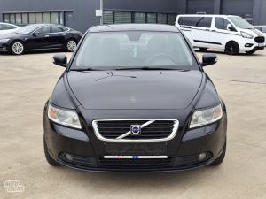 Черный Вольво С40 2009 в Шяуляй, объемом двигателя 1.60 л и пробегом 260 тыс. км за 3550 €, фото 4 на AUTOMOTO.COM.LV