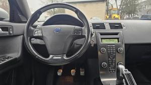 Melns Volvo S40 2009 Rīga, ar dzinēja tilpumu 2.40 L un nobraukumu 281 tūkst. km par 3950 €, foto 14 vietnē AUTOMOTO.COM.LV