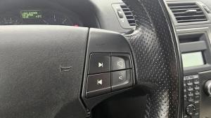 Melns Volvo S40 2009 Rīga, ar dzinēja tilpumu 2.40 L un nobraukumu 281 tūkst. km par 3950 €, foto 17 vietnē AUTOMOTO.COM.LV