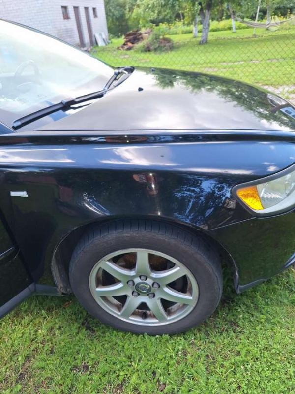 Black Volvo S40 2009 in Kaunas, with an engine capacity of 1.56 L and mileage of 330 thousand km for 2200 €, photo 5 on AUTOMOTO.COM.LV