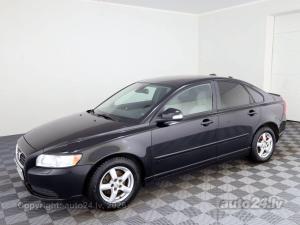 Melns Volvo S40 2010 Tallina, ar dzinēja tilpumu 1.60 L un nobraukumu 312 tūkst. km par 1999 €, foto 2 vietnē AUTOMOTO.COM.LV