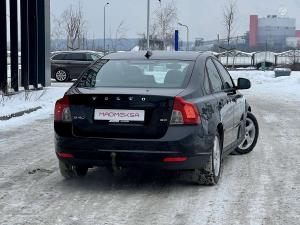 Melns Volvo S40 2010 Viļņa, ar dzinēja tilpumu 1.56 L un nobraukumu 180 tūkst. km par 2790 €, foto 20 vietnē AUTOMOTO.COM.LV