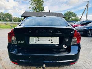 Black Volvo S40 2010 in Kaunas, with an engine capacity of 1.56 L and mileage of 303 thousand km for 3250 €, photo 6 on AUTOMOTO.COM.LV