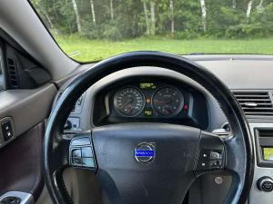 Black Volvo S40 2010 in Kaunas, with an engine capacity of 1.56 L and mileage of 303 thousand km for 3250 €, photo 21 on AUTOMOTO.COM.LV