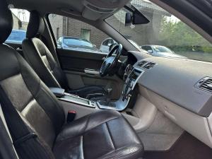 Black Volvo S40 2010 in Kaunas, with an engine capacity of 1.56 L and mileage of 303 thousand km for 3250 €, photo 23 on AUTOMOTO.COM.LV