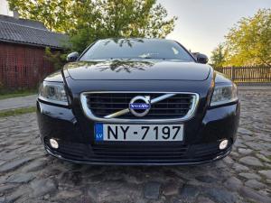 Black Volvo S40 2011 in Riga, with an engine capacity of 1.60 L and mileage of 247 thousand km for 5500 €, photo 6 on AUTOMOTO.COM.LV