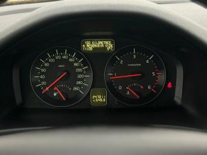 Black Volvo S40 2011 in Riga, with an engine capacity of 1.60 L and mileage of 247 thousand km for 5500 €, photo 14 on AUTOMOTO.COM.LV