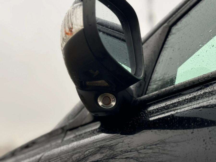Black Volvo S40 2011 in Riga, with an engine capacity of 1.60 L and mileage of 247 thousand km for 5500 €, photo 23 on AUTOMOTO.COM.LV