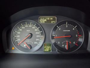 Black Volvo S40 2011 in Riga, with an engine capacity of 1.60 L and mileage of 247 thousand km for 5500 €, photo 36 on AUTOMOTO.COM.LV