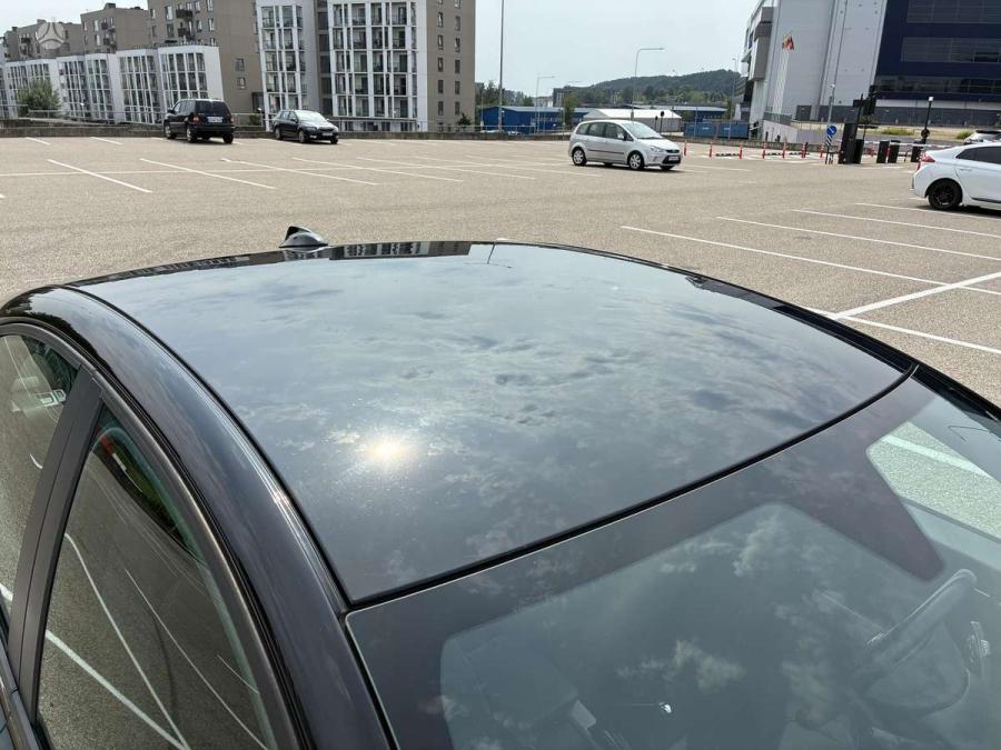 Black Volvo S40 2011 in Vilnius, with an engine capacity of 1.60 L and mileage of 247 thousand km for 2800 €, photo 10 on AUTOMOTO.COM.LV