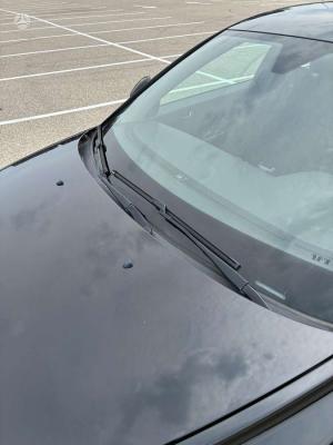 Black Volvo S40 2011 in Vilnius, with an engine capacity of 1.60 L and mileage of 247 thousand km for 2800 €, photo 12 on AUTOMOTO.COM.LV